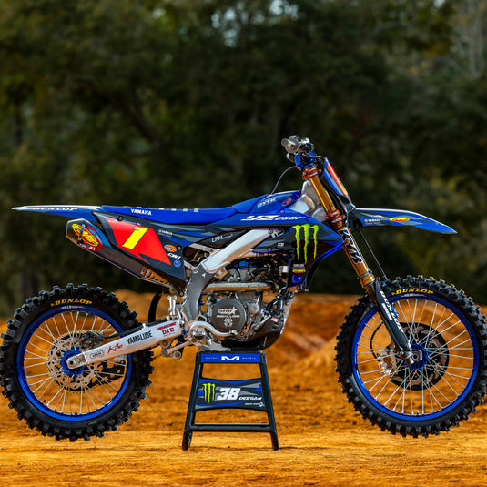 TEAM – Star Racing